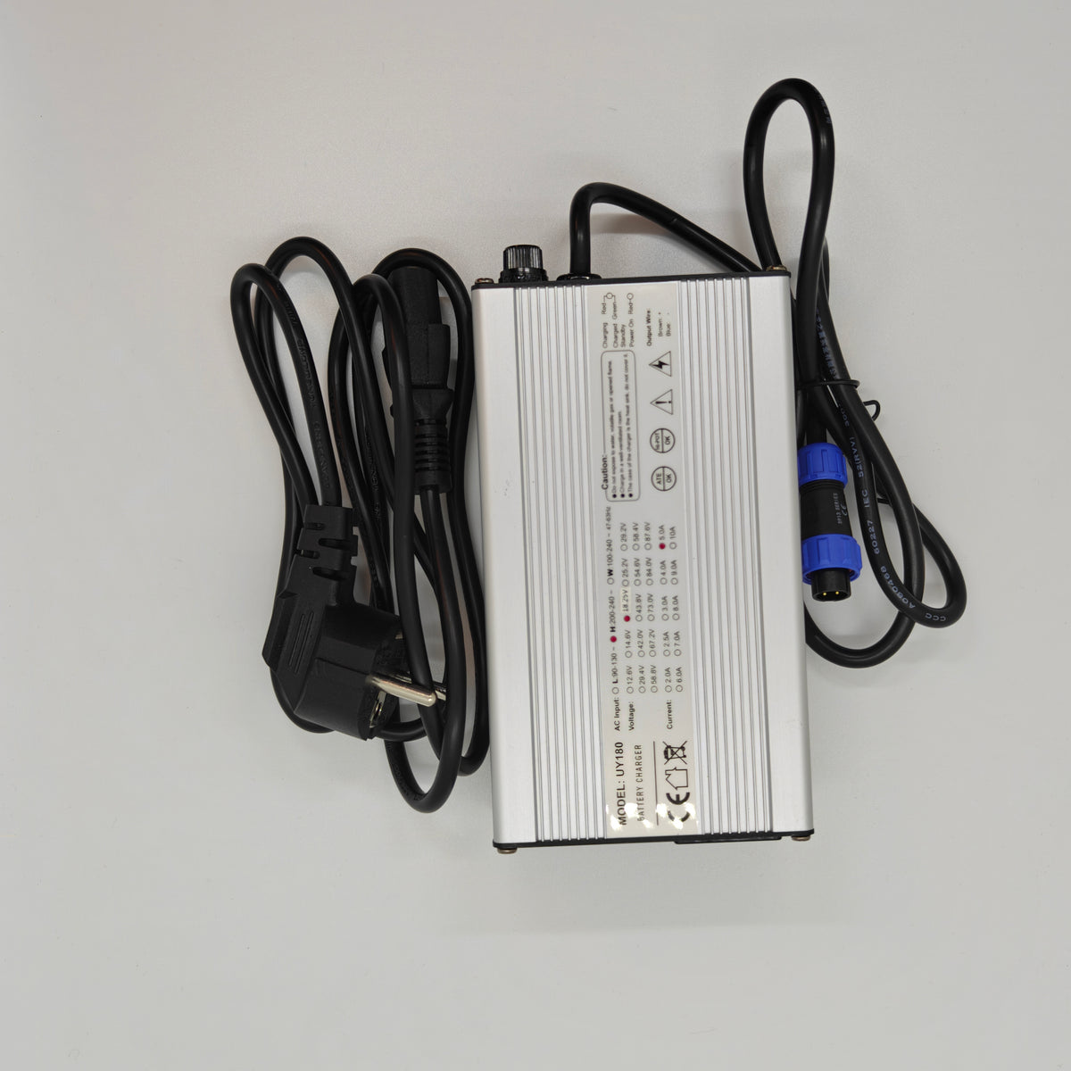 ThrustMe 12V charger for Cruiser and Kicker electric motors – Rodrig AS